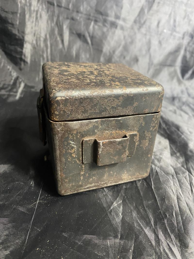 Chase Militaria | WW2 GERMAN BATTERY BOX