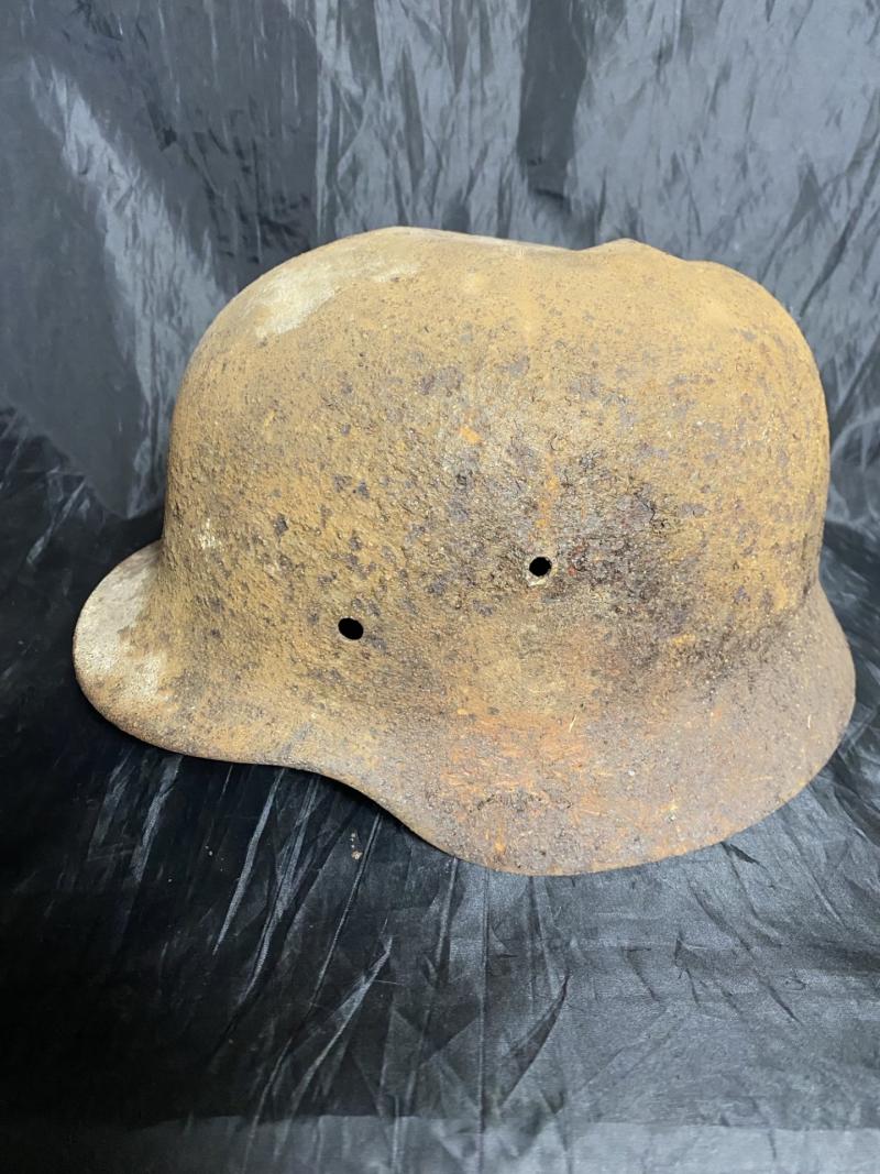 Chase Militaria | BATTEL DAMAGE RELIC WW2 GERMAN M40 HELMET