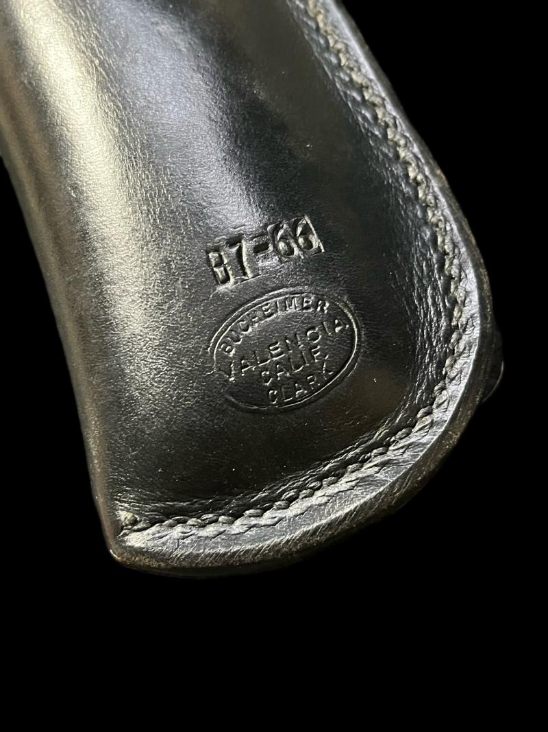 Chase Militaria | GUARDSMAN B7-66 LEATHER HOLSTER
